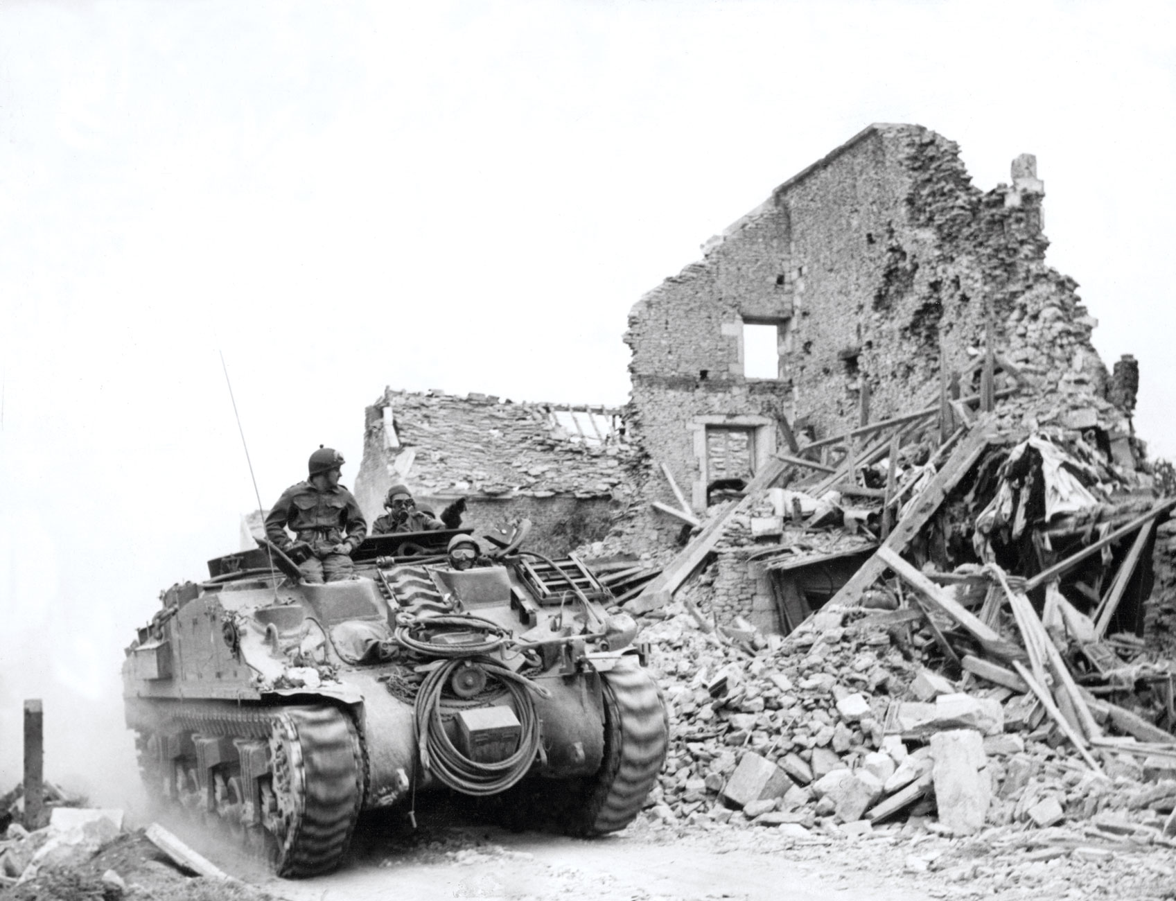 Historic WWII Photo – Canadian Sherman Tank - Legion Magazine