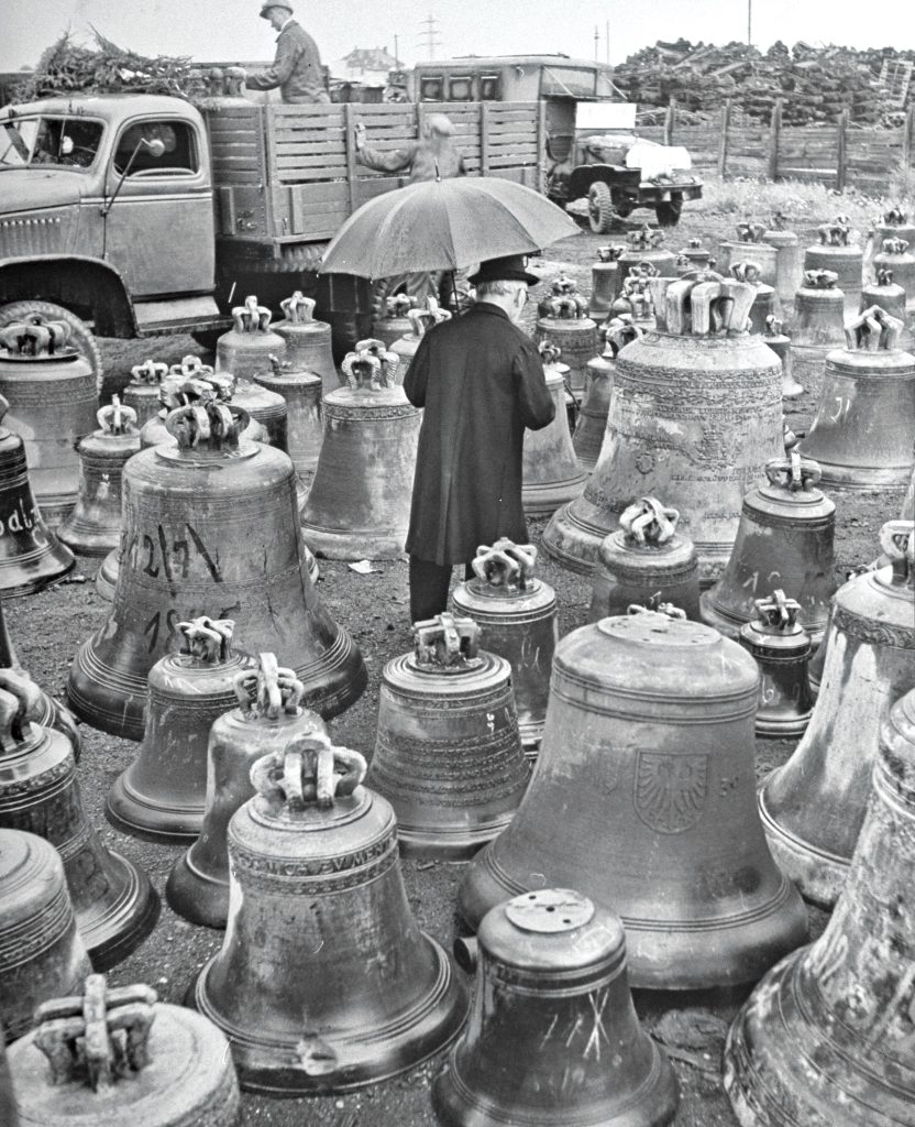 Bells of war - Legion Magazine