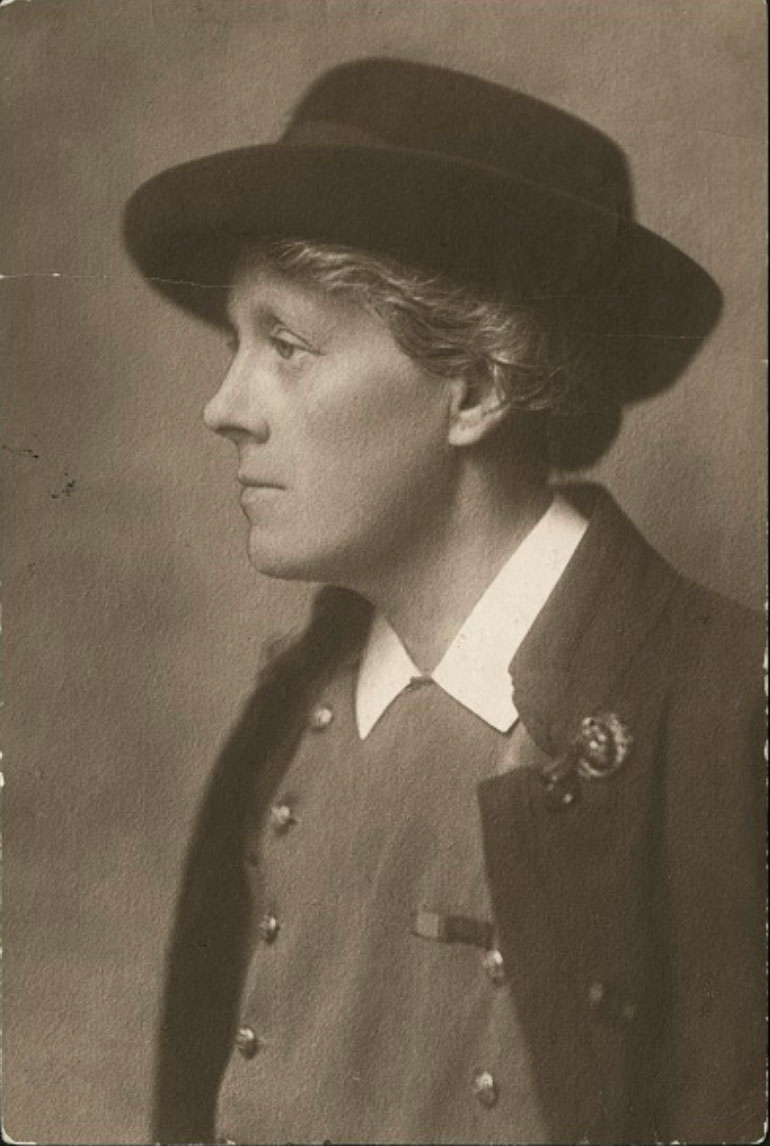Nursing pioneer - Legion Magazine