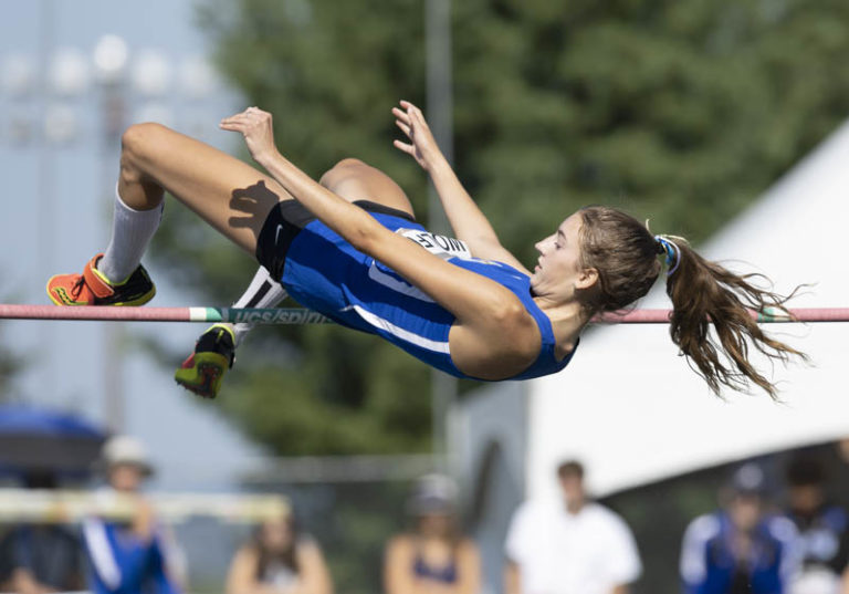 100 pictures of the 44th Legion National Youth Track and Field ...